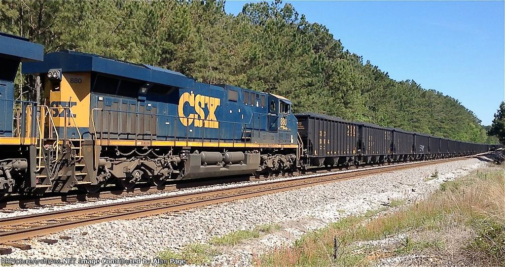 CSX ES44AC-H 880